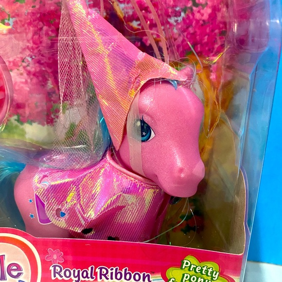 My Little Pony | Toys | My Little Pony G3 Nwt Vtg 203 Prety Pony ...
